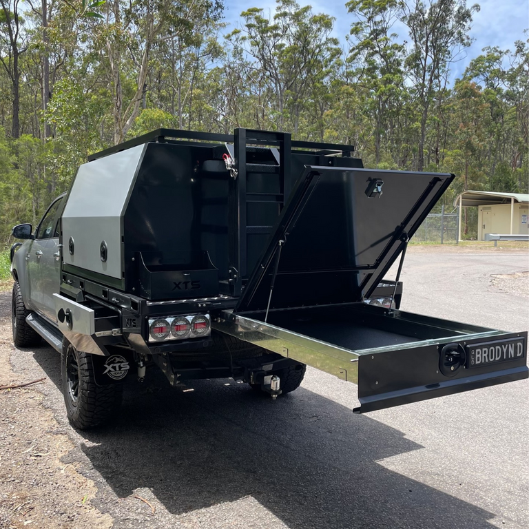 Aluminium Ute Trays & Canopies – XTS4X4