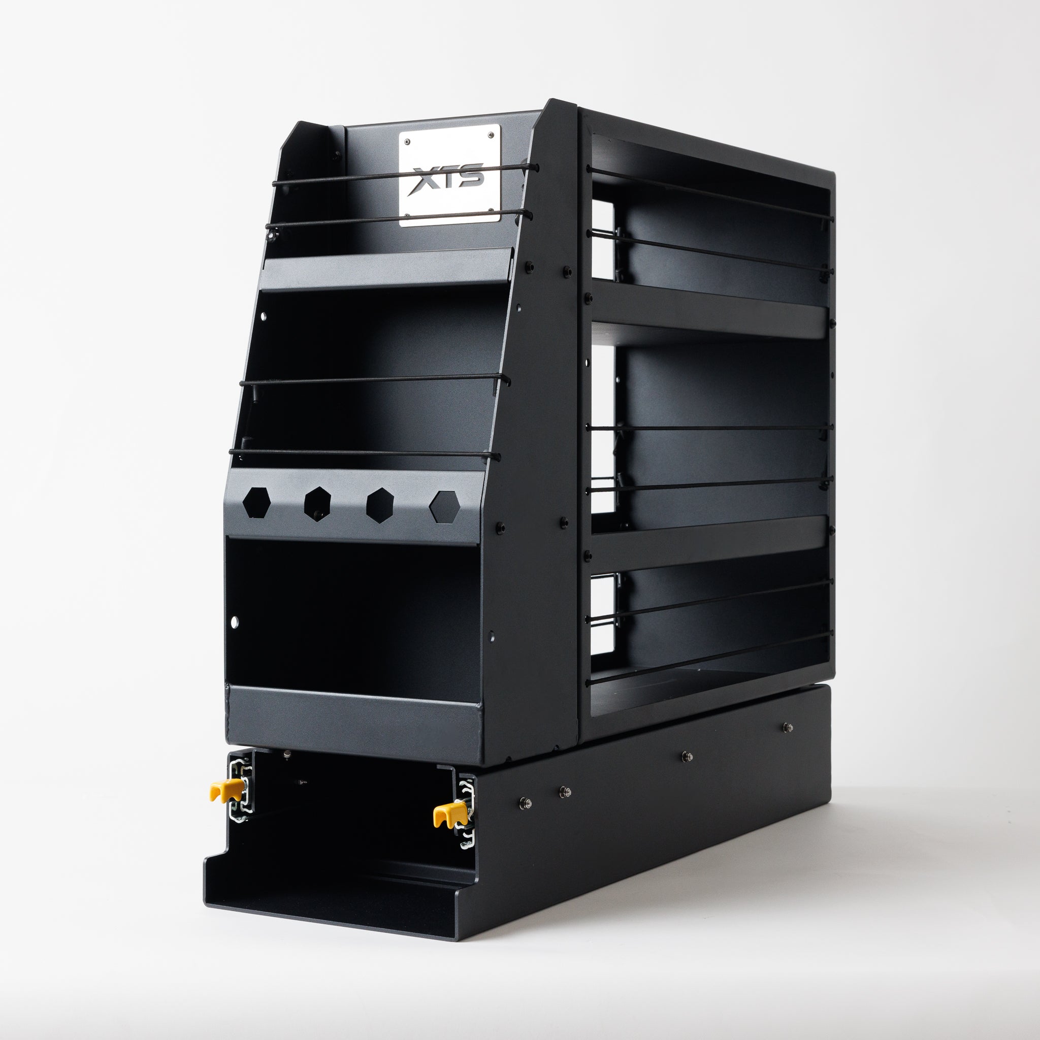 Slide-Out Pantry – XTS4X4